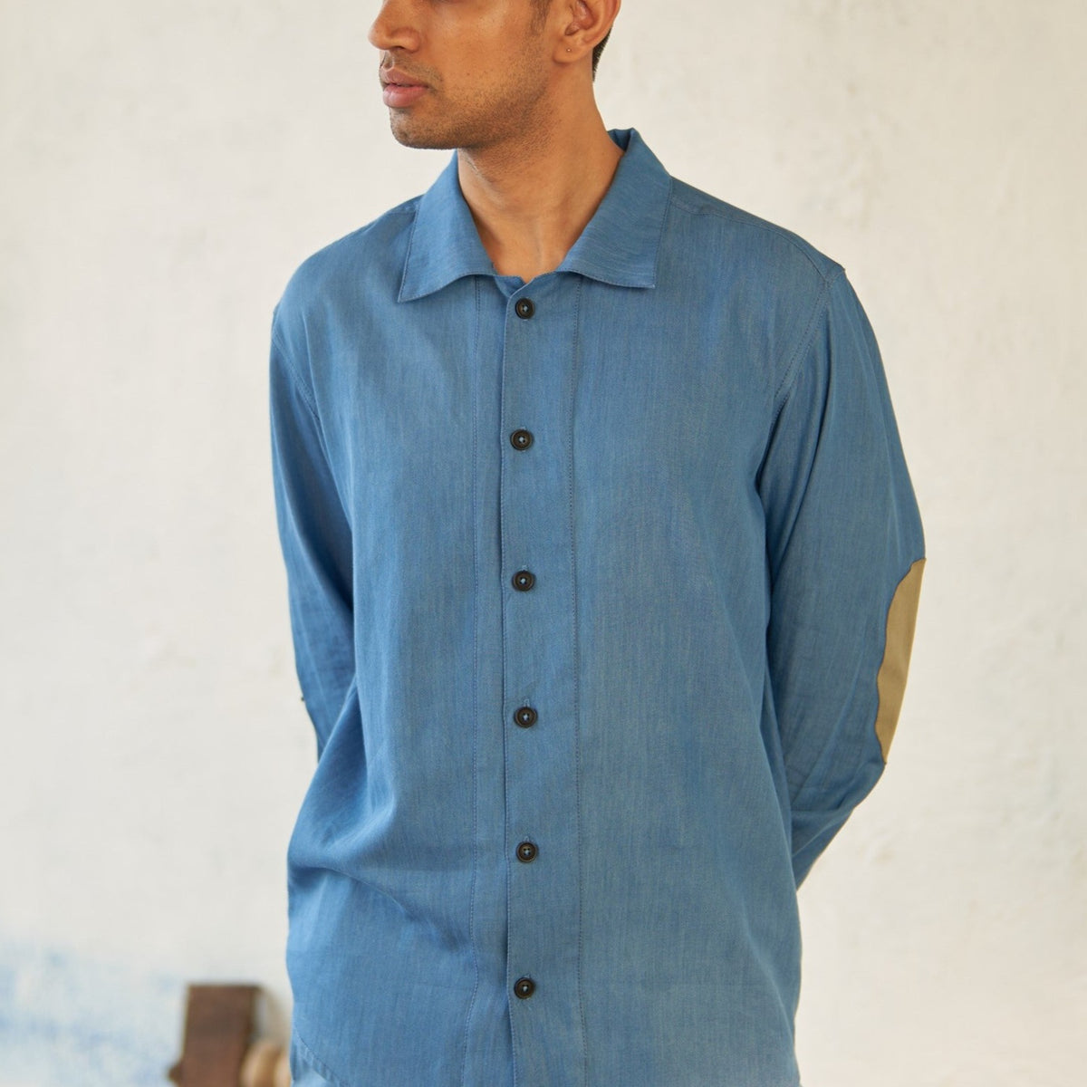 Effortless Style: Very-Relaxed-Fitting Long-Sleeved Big Button Shirt" – Canoopi