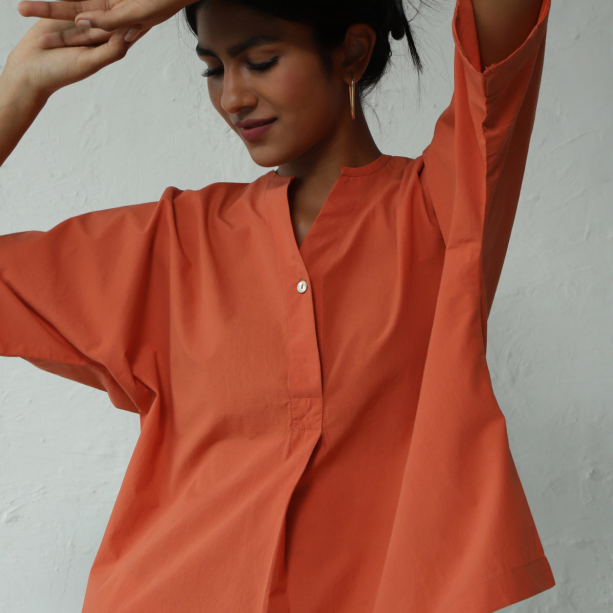 Soak Up the Sun in Style with Our Poplin Pleat Top - Embrace Effortless Elegance. – Canoopi